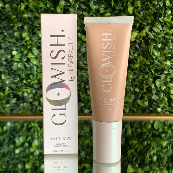 HUDA BEAUTY | Makeup | Glowish Light Medium 4 Multi Dew Skin Tint New ...
